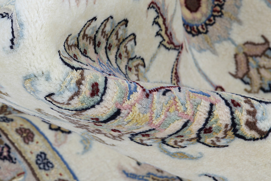 Handmade Classic Carpets | CarpetU2 Blog